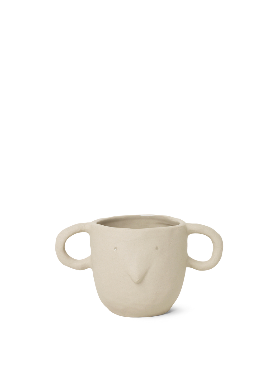 Mus Plant Pot in sand for small, delicate plants | Ferm Living